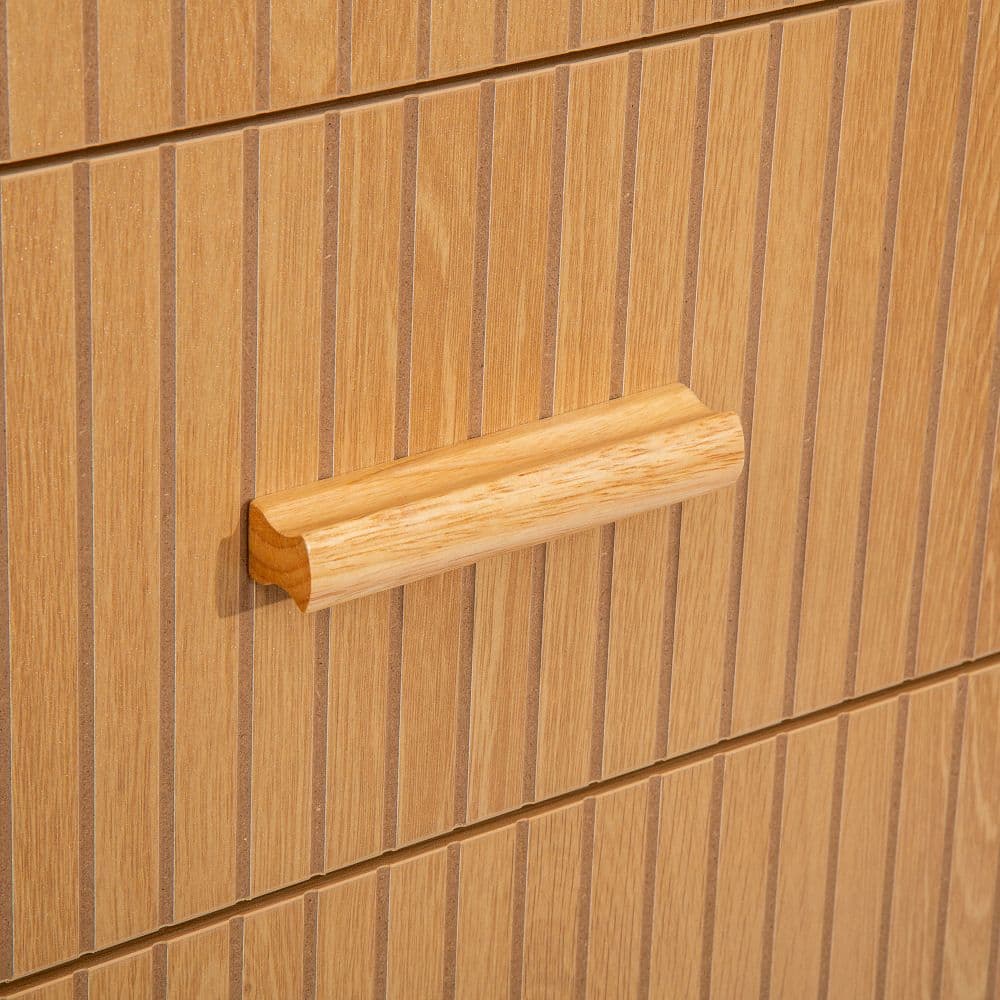 Axel Oak 5 Drawer Fluted Chest of Drawers | Happy Beds